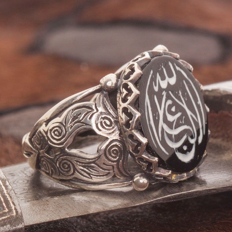 Conquering Fidget Ring - Etsy