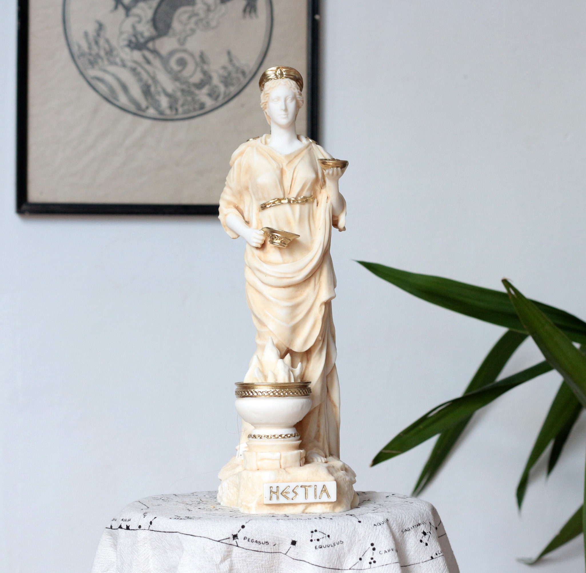 Greek Goddess Hestia Statuedrawing