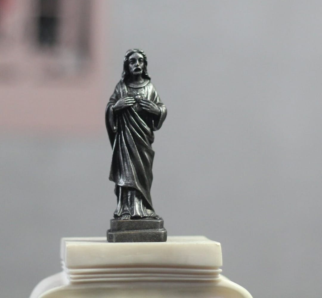Jesus Statue, Catholic Statue, Religious Sculpture, Jesus Miniature ...