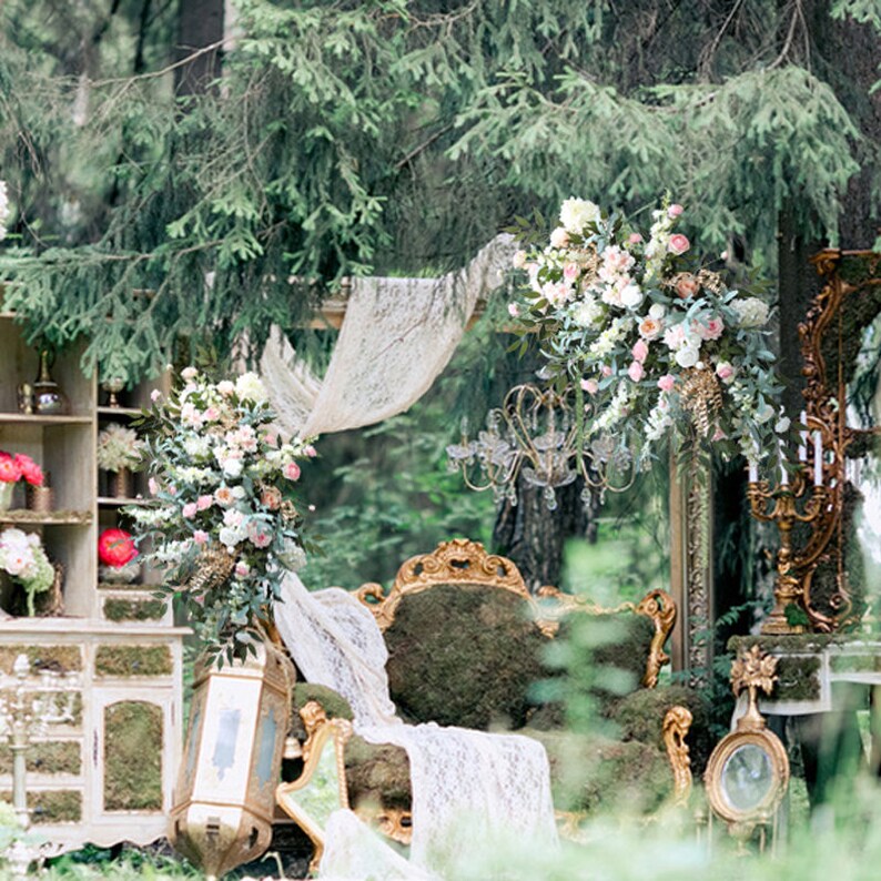 Circle Wedding Arch Flowers Wedding Corner Swag Wedding | Etsy