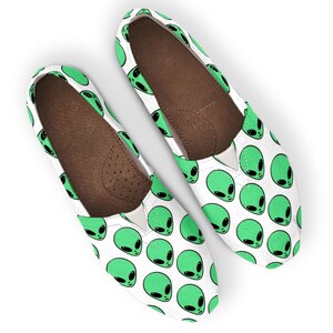 Green Alien Shoes Womens Shoes Cute Shoes Canvas Women Shoes Girls Slip ...