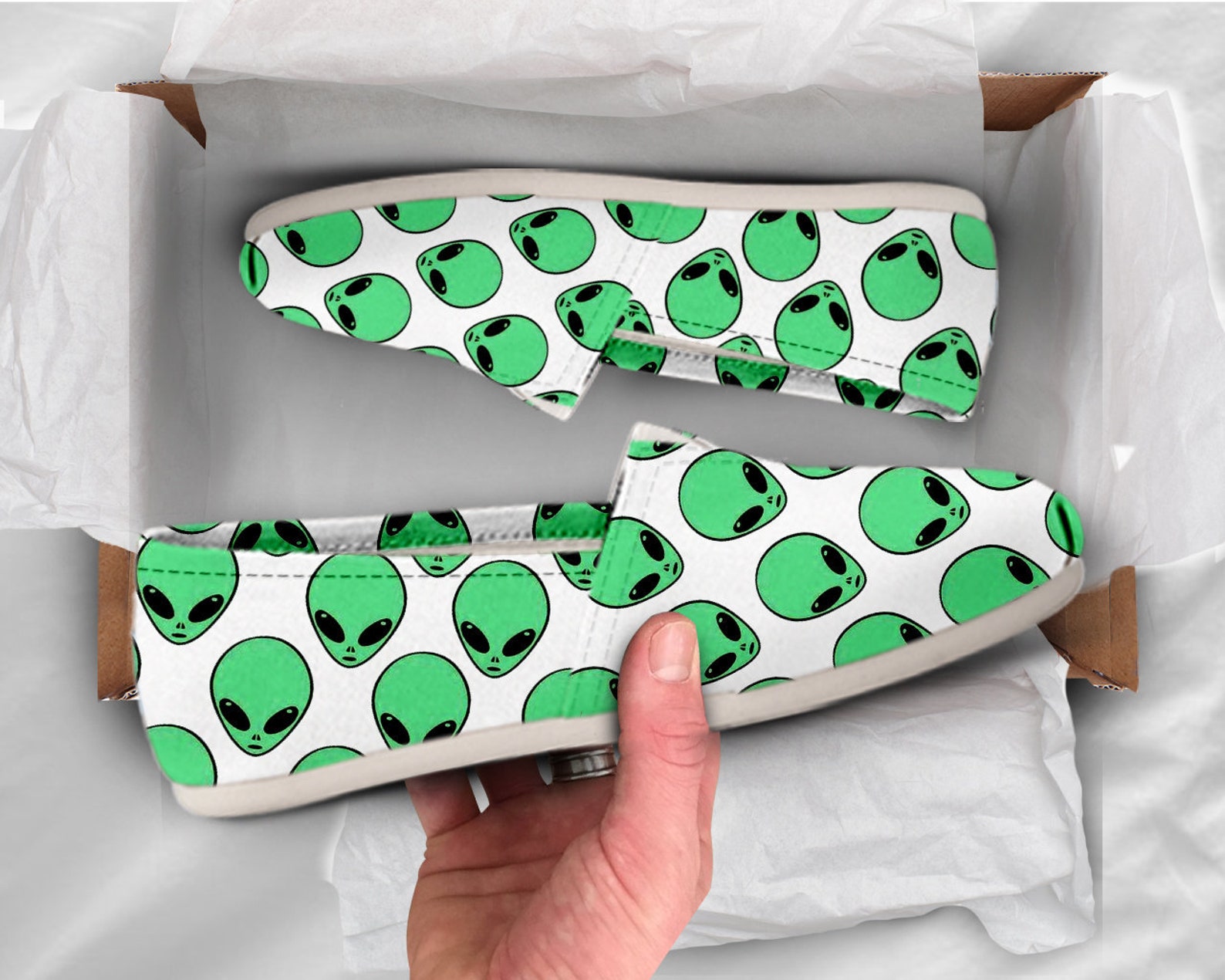 Green Alien Shoes Womens Shoes Cute Shoes Canvas Women Shoes Girls Slip ...