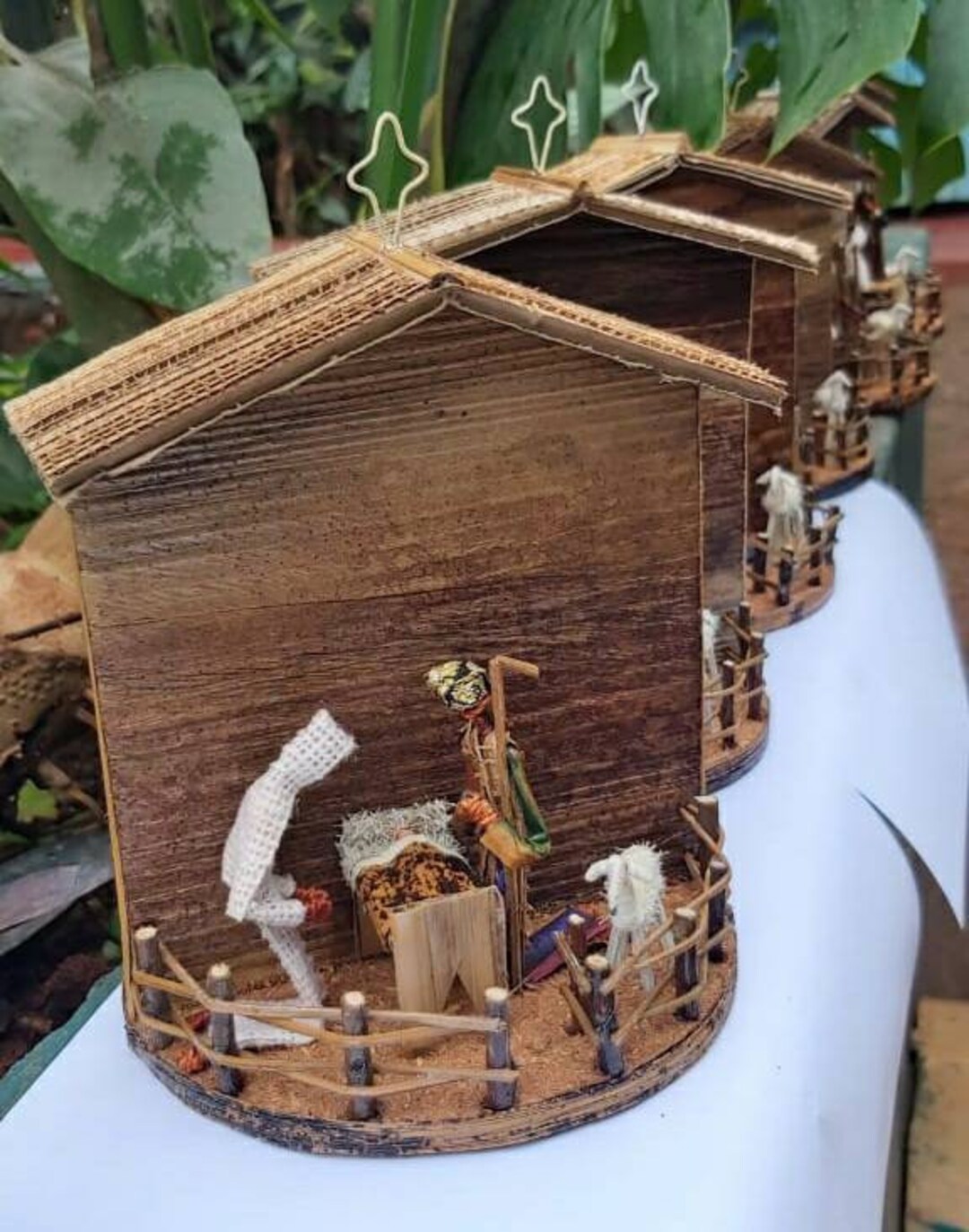 Christmas Nativity on a Shed,holy Family ,christmas Trees,nativity Set ...