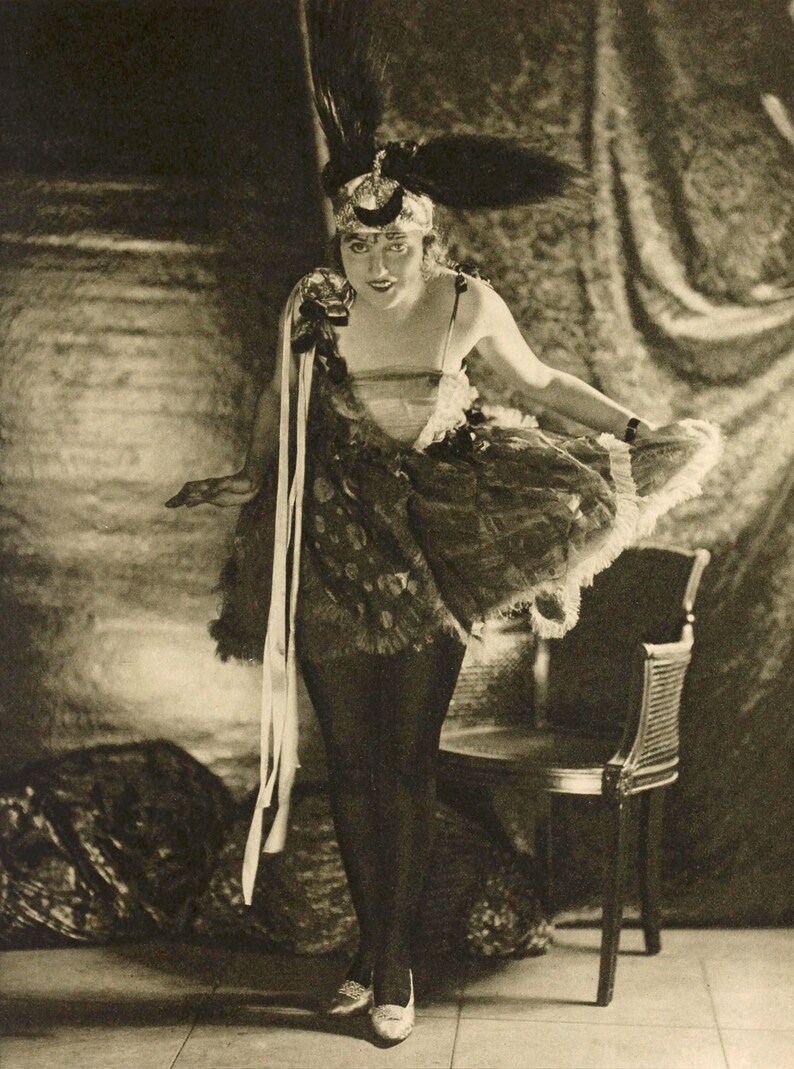 Burlesque, Strip Tease, Nude Women, Folies Bergere, Ziegfeld Follies ...