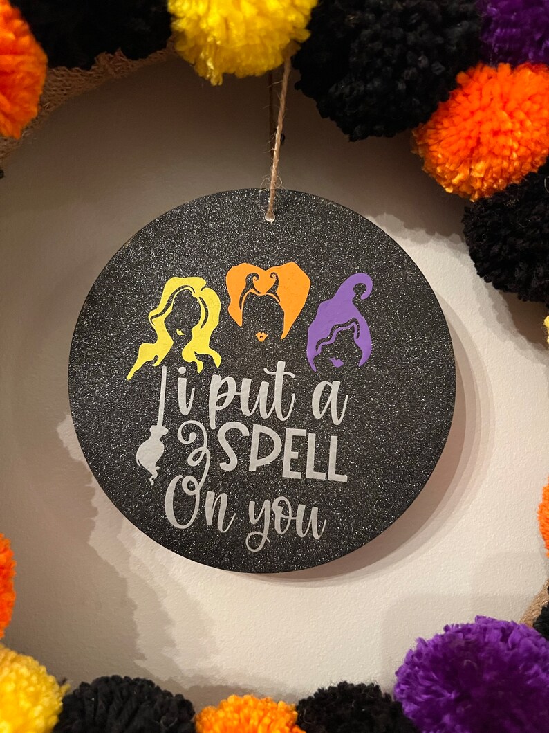 Hocus Pocus I Put A Spell on You Halloween Pom Pom Wreath - Etsy