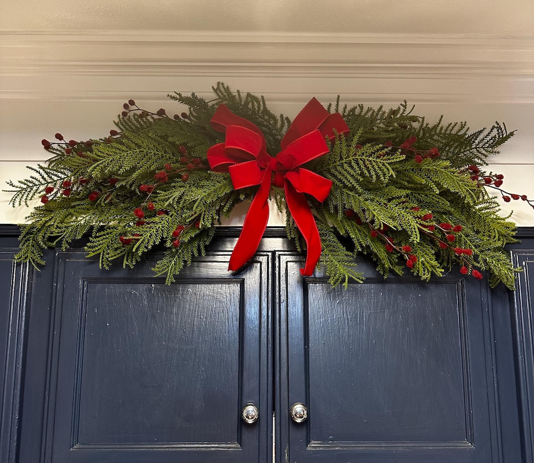 Christmas Swag for Wall, Greenery Fern Swag, Over Door Horizontal Swag ...