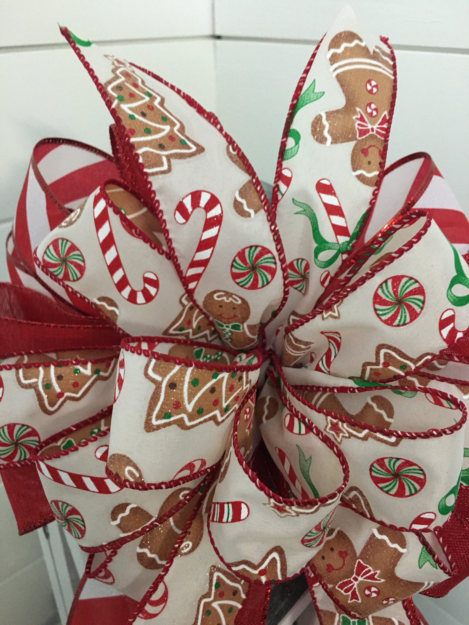 Gingerbread Christmas Bow, Gingerbread Lantern Topper or Wreath Bow ...