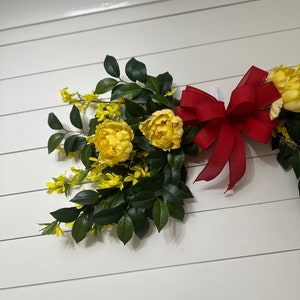 Horizontal Forsythia Swag, Year Round Everyday Swag Above Front Door ...