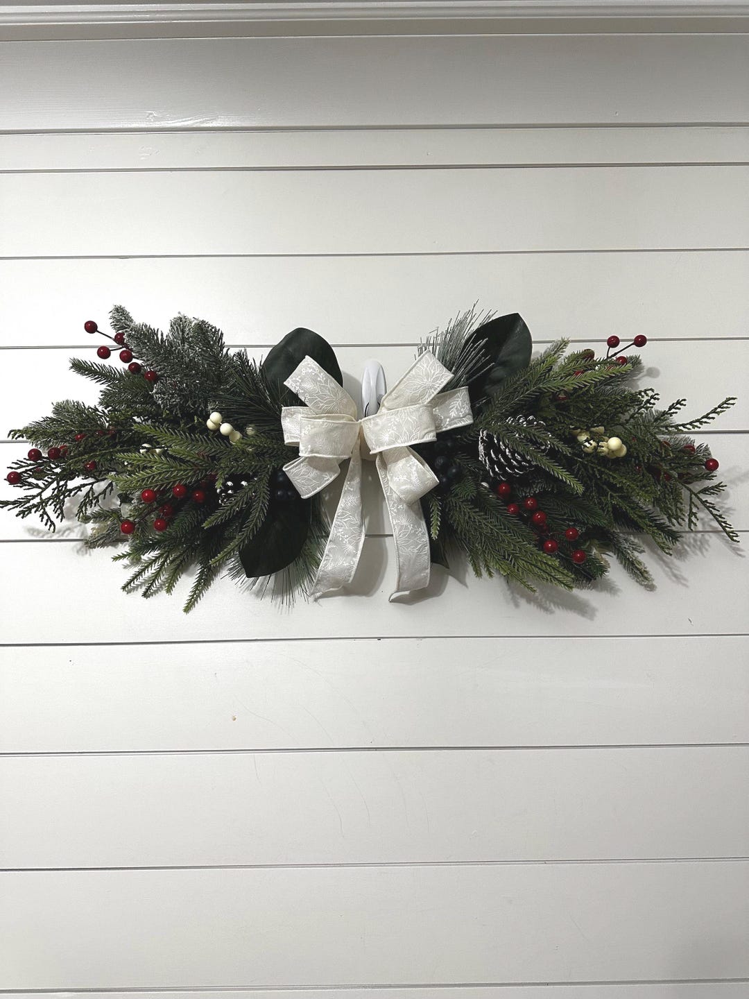 Christmas Swag for Wall, Winter Pine Swag, Over Door Horizontal Swag ...