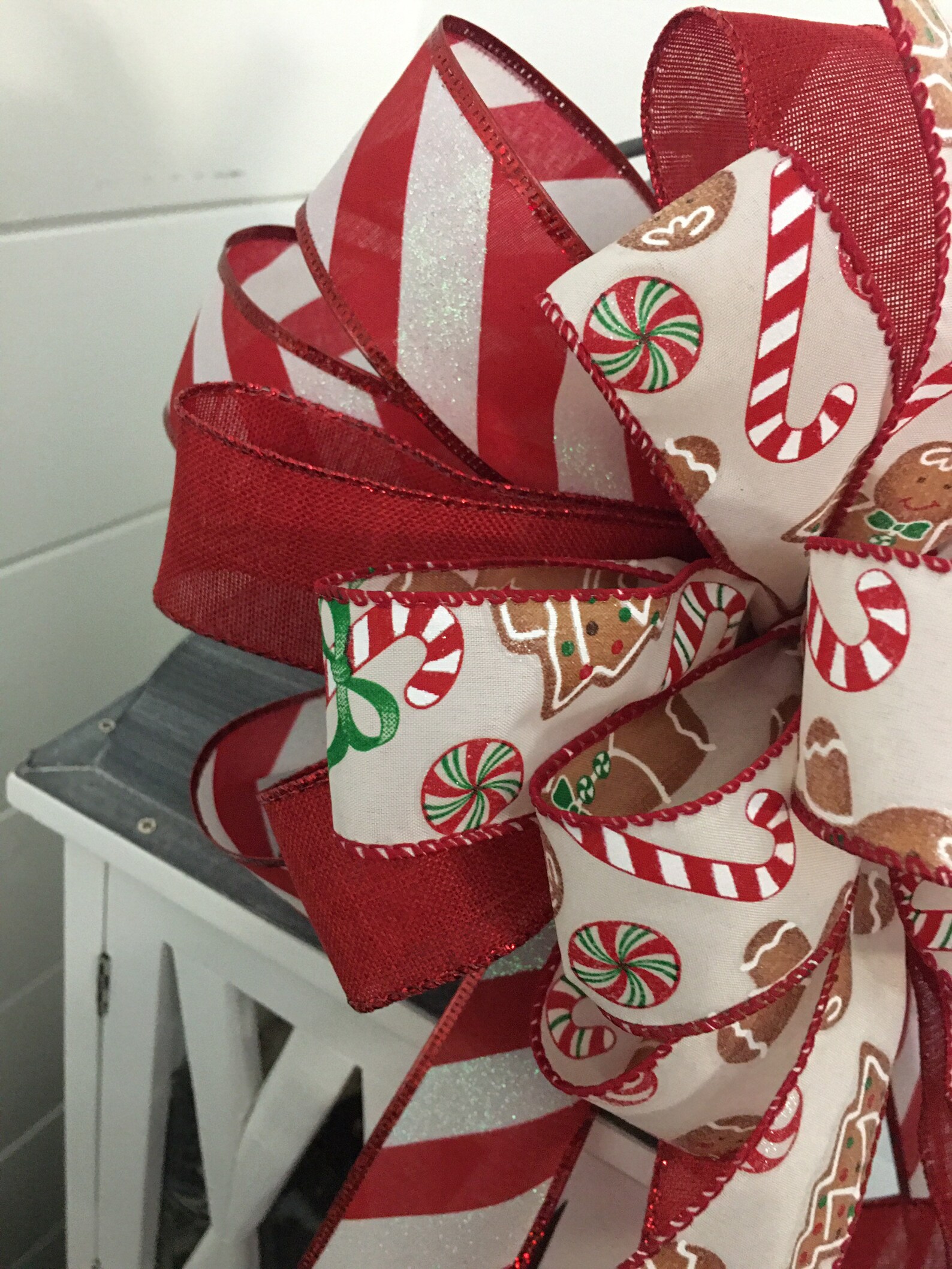 Gingerbread Christmas Bow, Gingerbread Lantern Topper or Wreath Bow ...