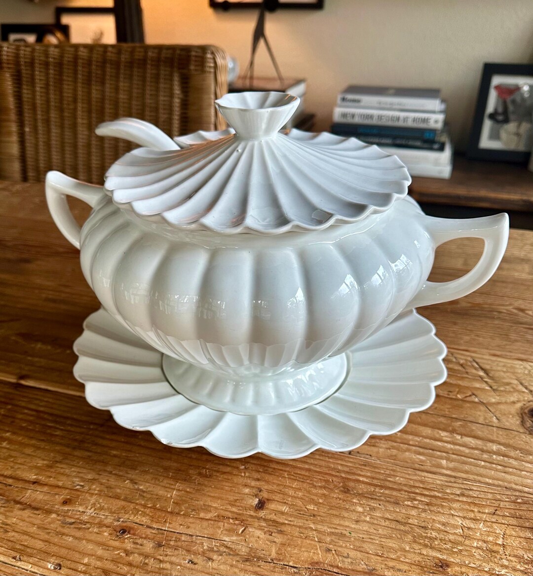 California Pottery White Tureen With Fluted Design - Etsy