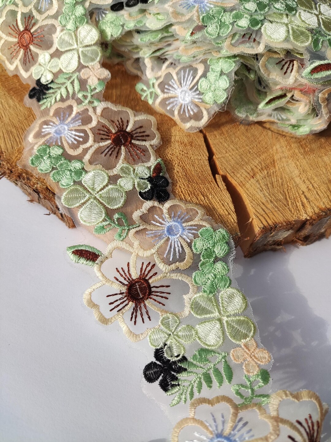 1 Yard-green/cream Embroidered Flower Trim With Lucky Clover Pattern-6 ...