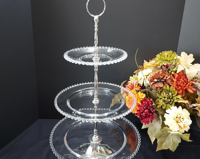 Chesterfield Three-tiered Crystal Server Shannon by Godinger - Etsy