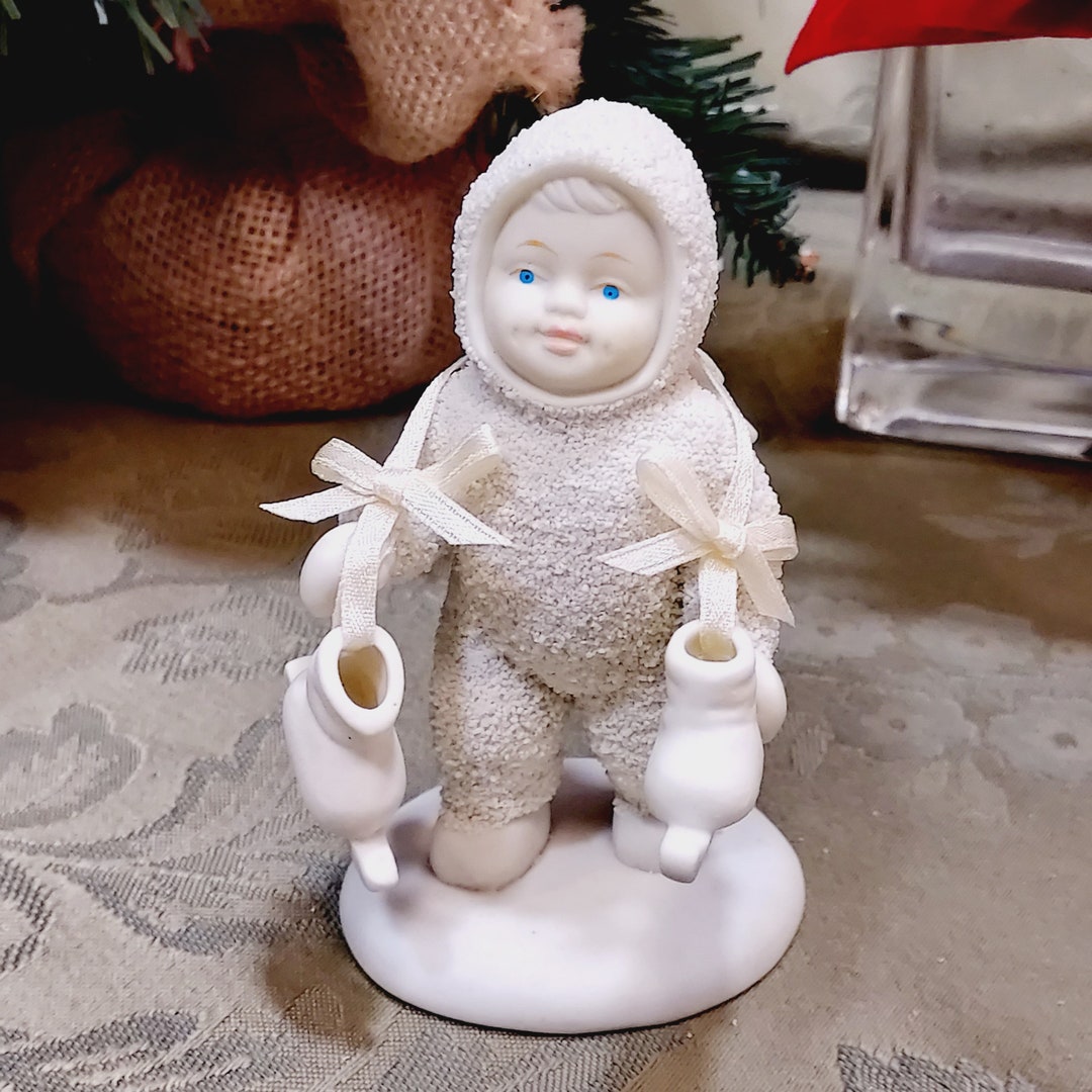 Snowbabies Winter Tales Let's Go Skating Figurine 68608 4 - Etsy