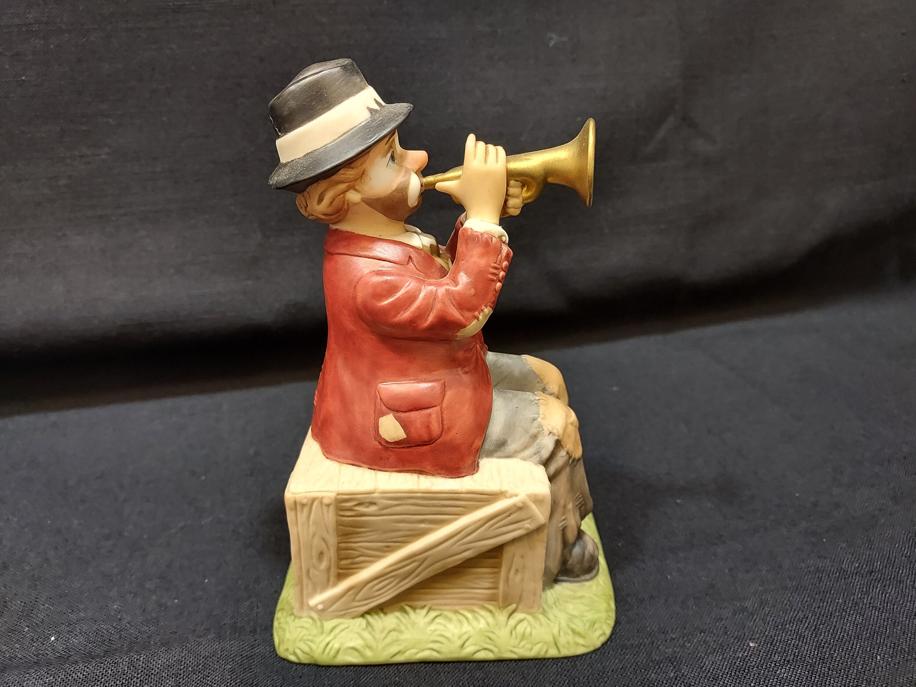 Melody in Motion Hobo trumpeter 07313 - Etsy