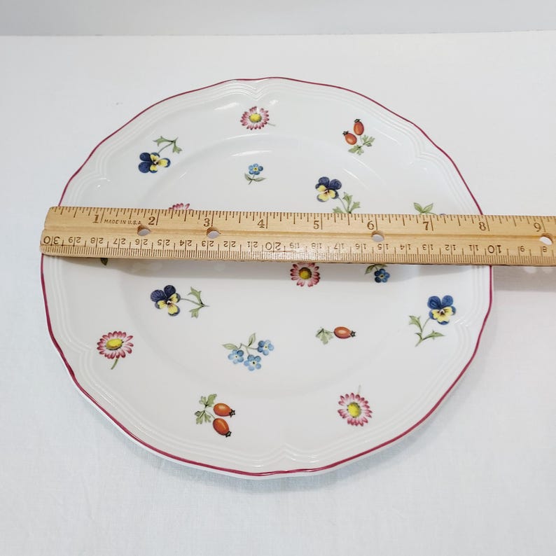 Petite Fleur Bread and Butter Plates Villeroy & Boch Multicolor Floral ...