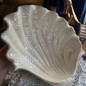 Maddux Pottery Shell Bowl - Etsy