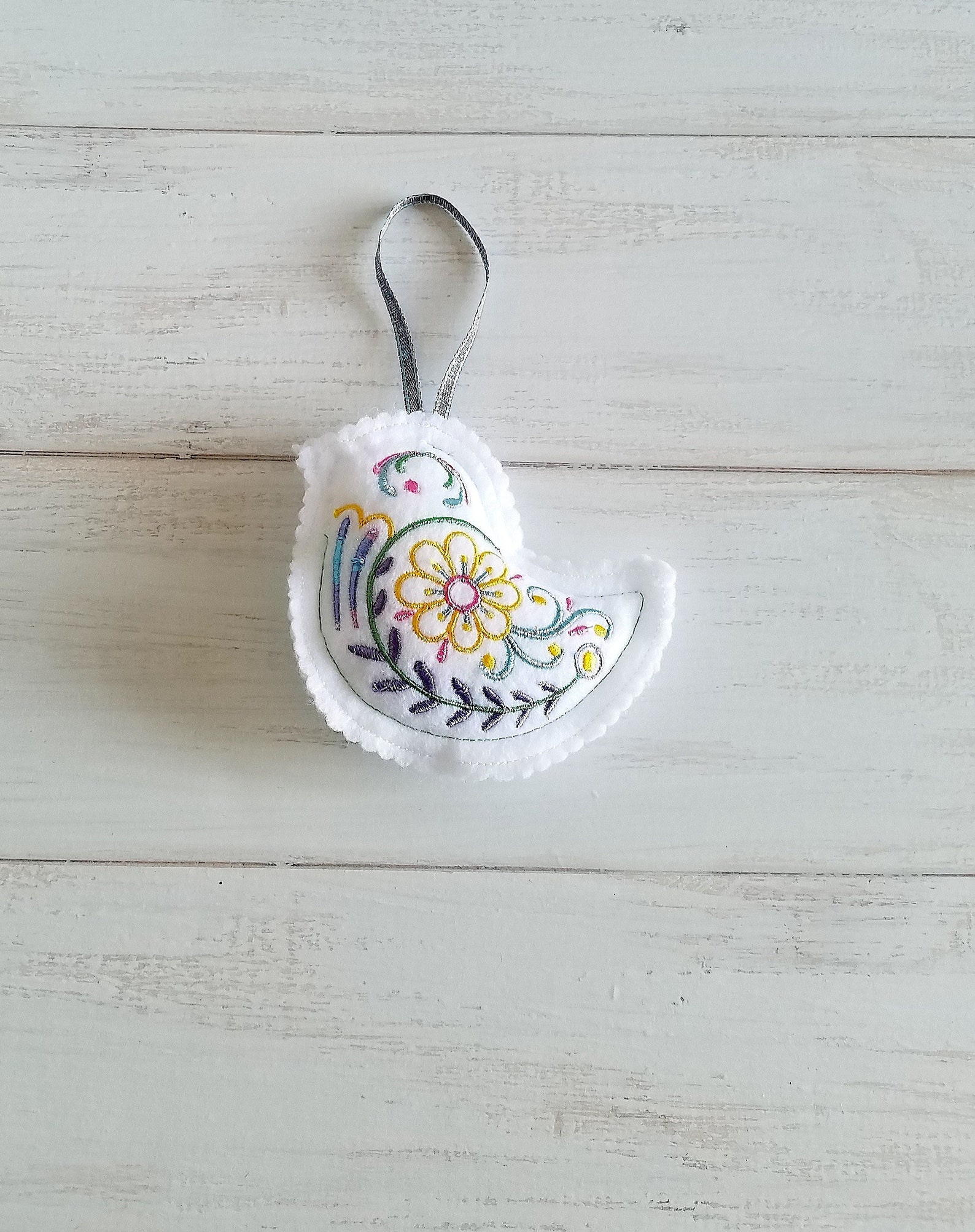 Embroidered Bird Ornament - Etsy