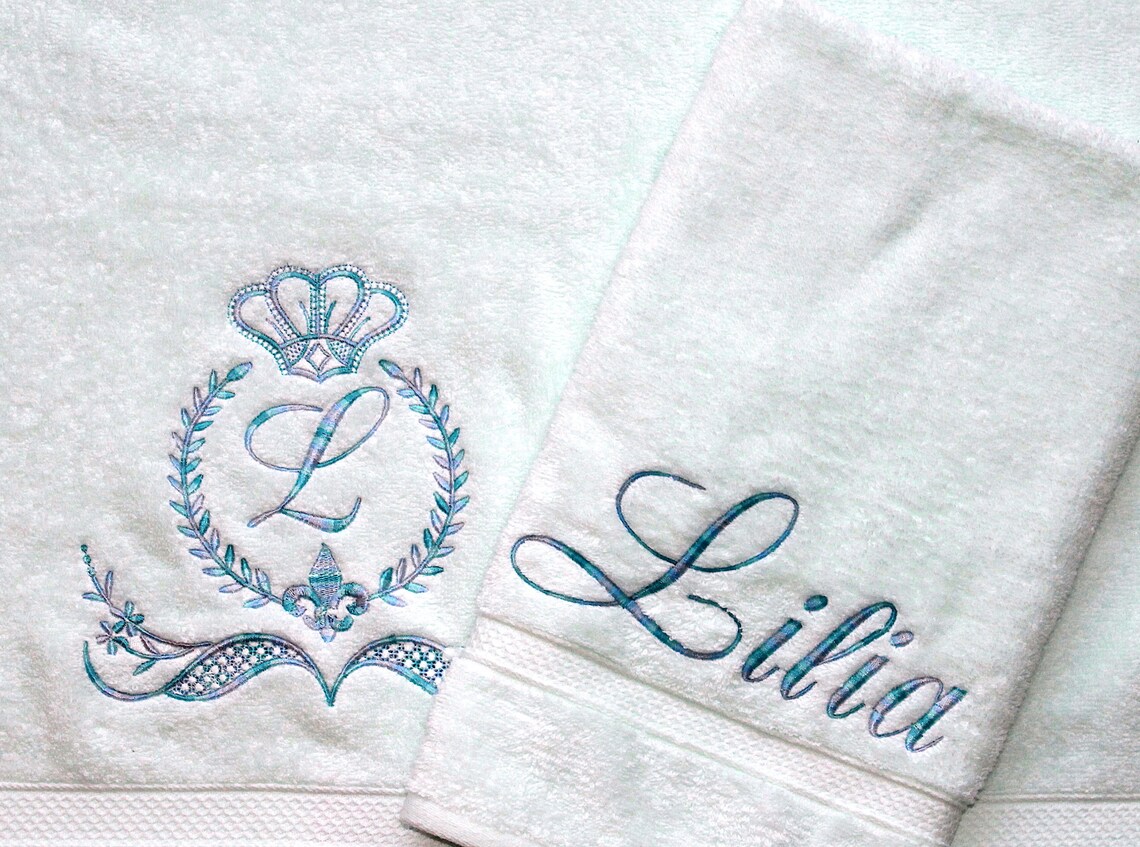 Personalized embroidery bath towel set | Etsy