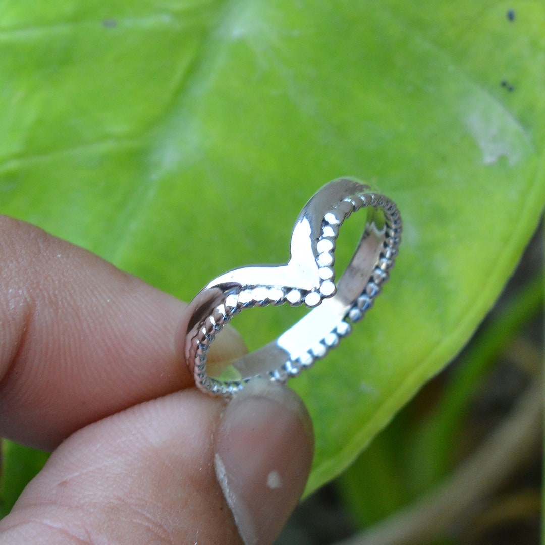 Curve Ring, Chevron Ring, Minimalist Ring, Gift for Her, Wish Ring ...