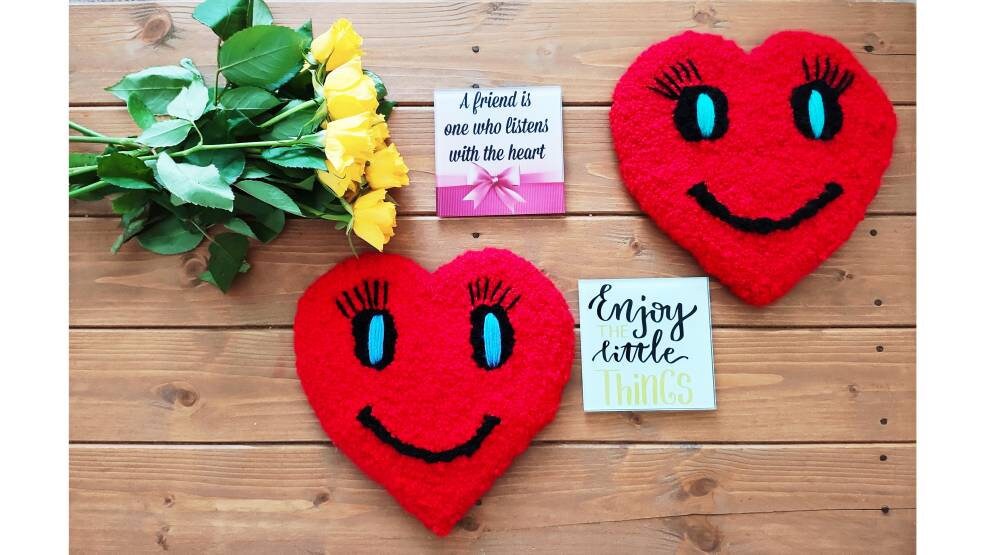 Tufted Hearts, Wall Hanging, Home Decoration,punchneedle Red Hearts - Etsy