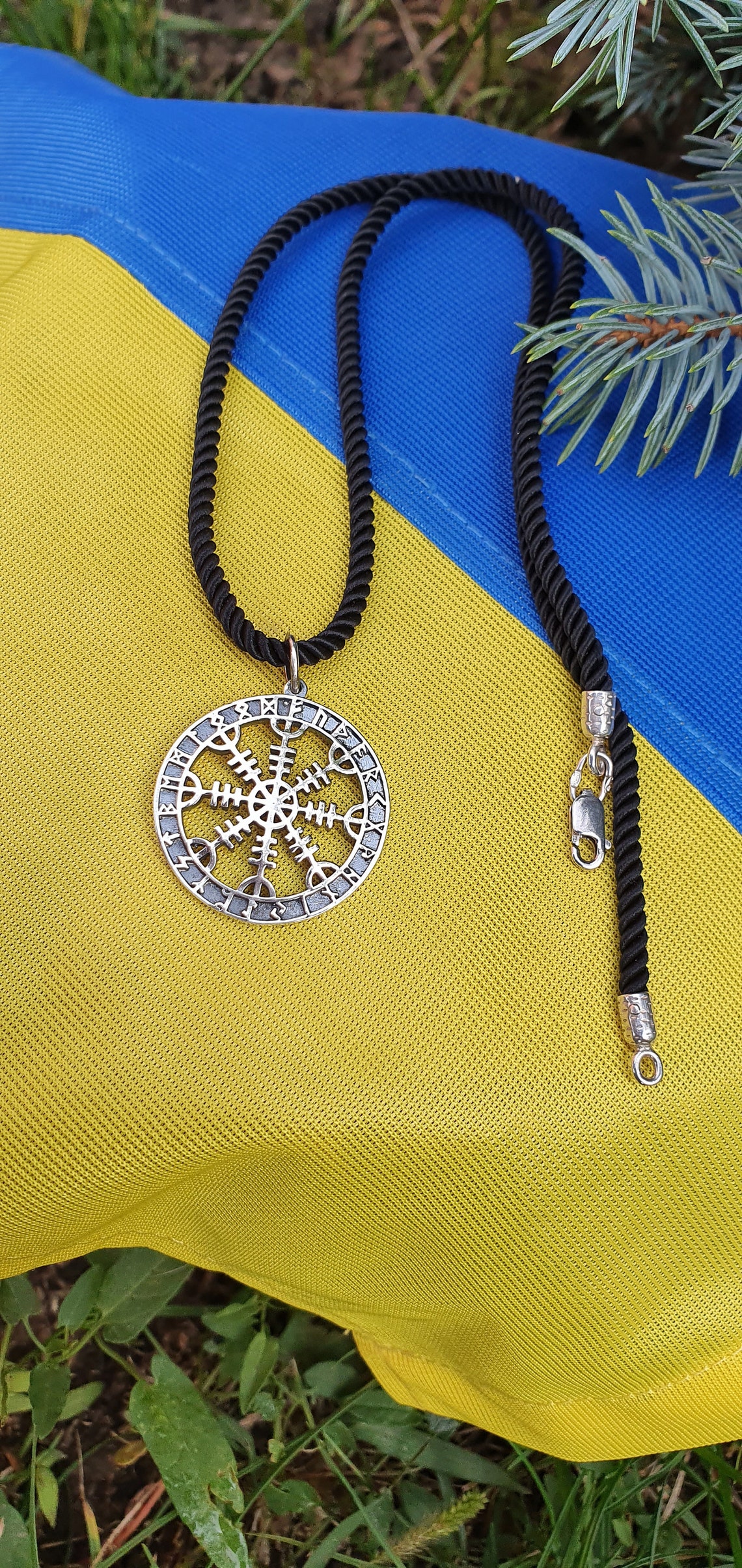 Amulet Helmet of Fear Amulet Helmet of Horror Pendant Helmet - Etsy