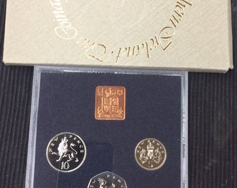 1982 Coins of Great Britain Royal Mint Issue Coin Set Proof Set - Etsy