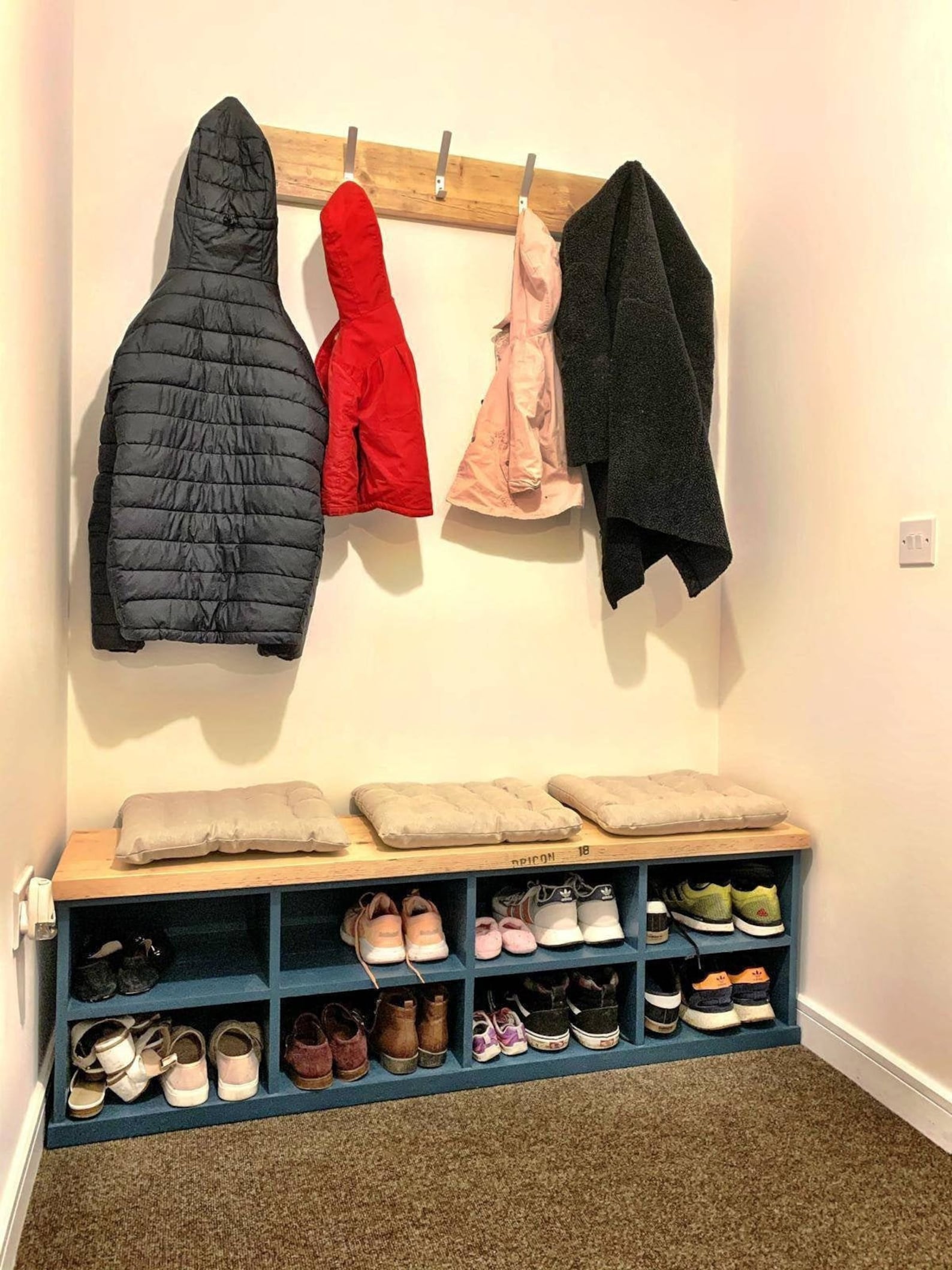Shoe Boot Storage Bench Seat With Reclaimed Wood Top - Boot Rack for ...