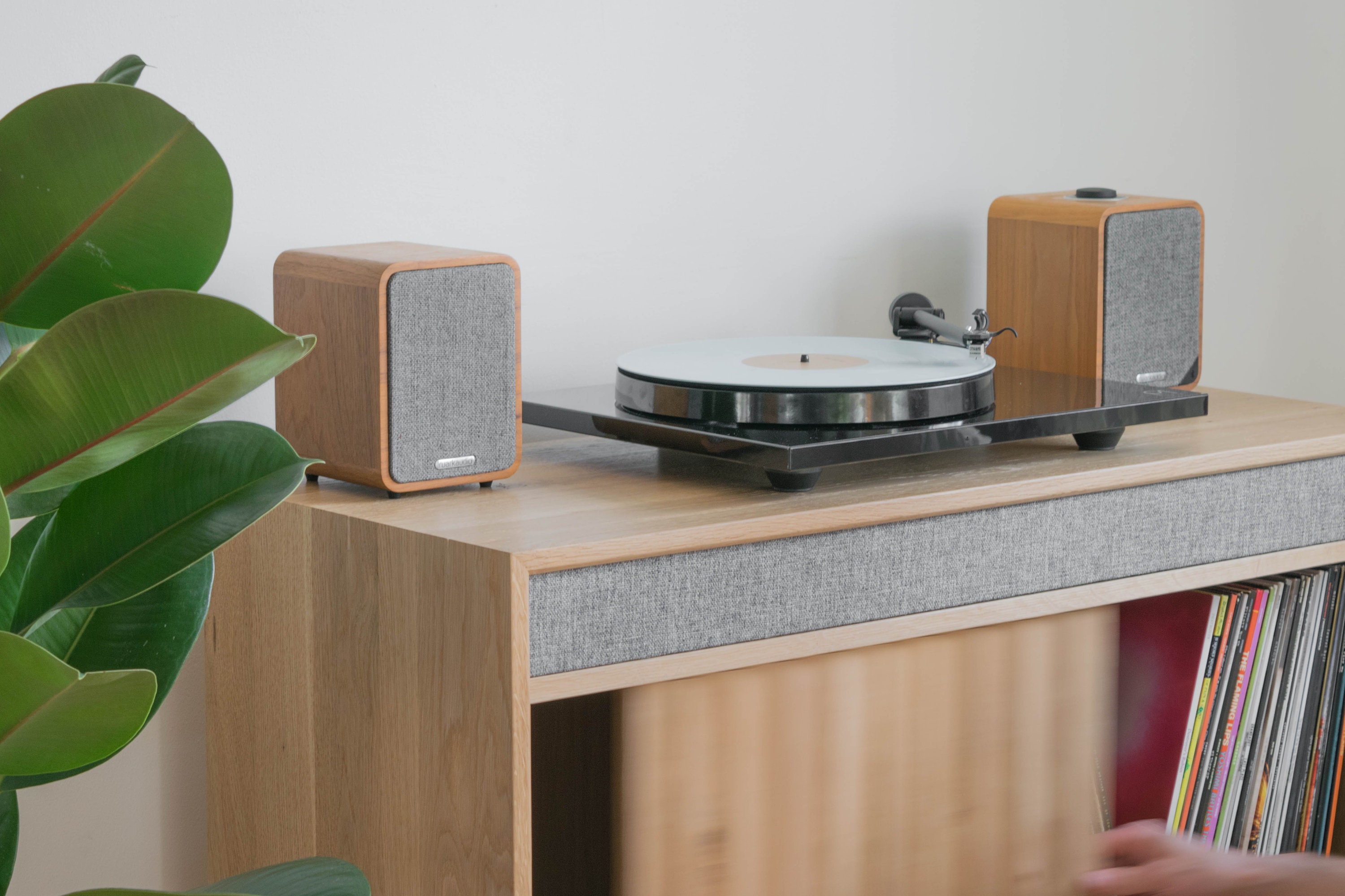 Record Player, Hi-fi Media Cabinet || Handmade Oak With Sliding Door ...
