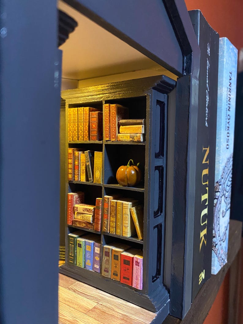 Handmade Library Book Nook Diorama With LED Lights | Miniature ...