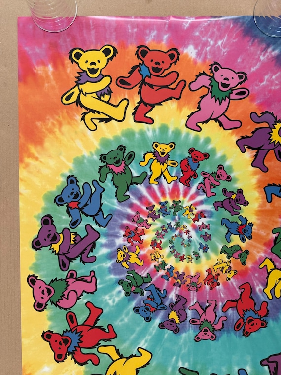 Gráficos De Los Osos De Grateful Dead Playera Blacklight Spiral Bears