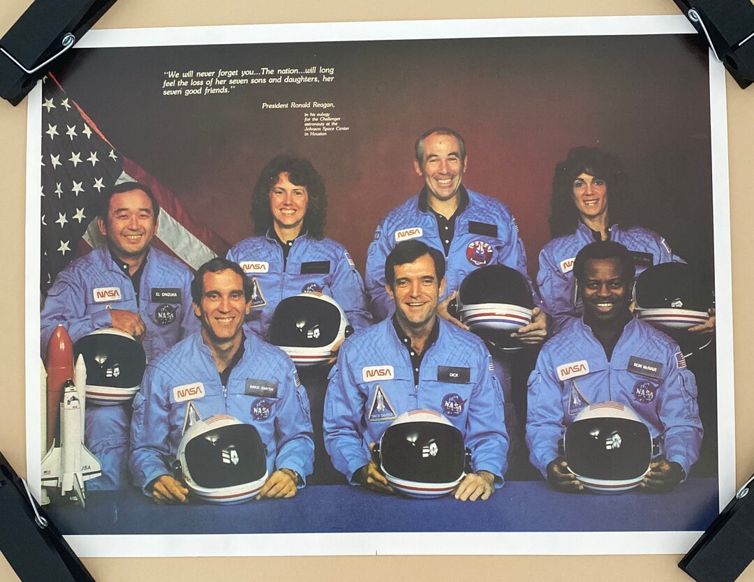 NASA Challenger Memorial Vintage Poster Astronauts Astronaut - Etsy