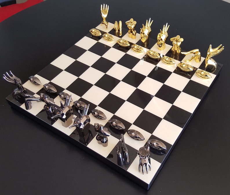 Body Art Sculpture Chess Set - Etsy