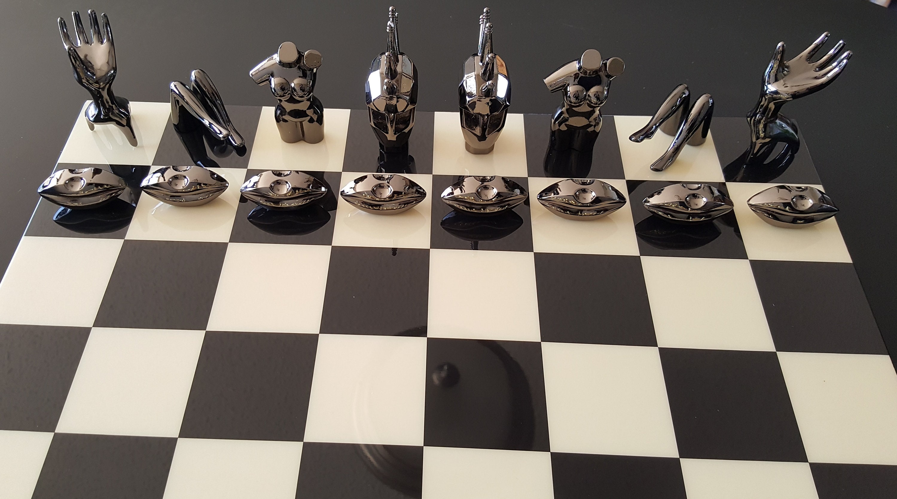 Body Art Sculpture Chess Set - Etsy
