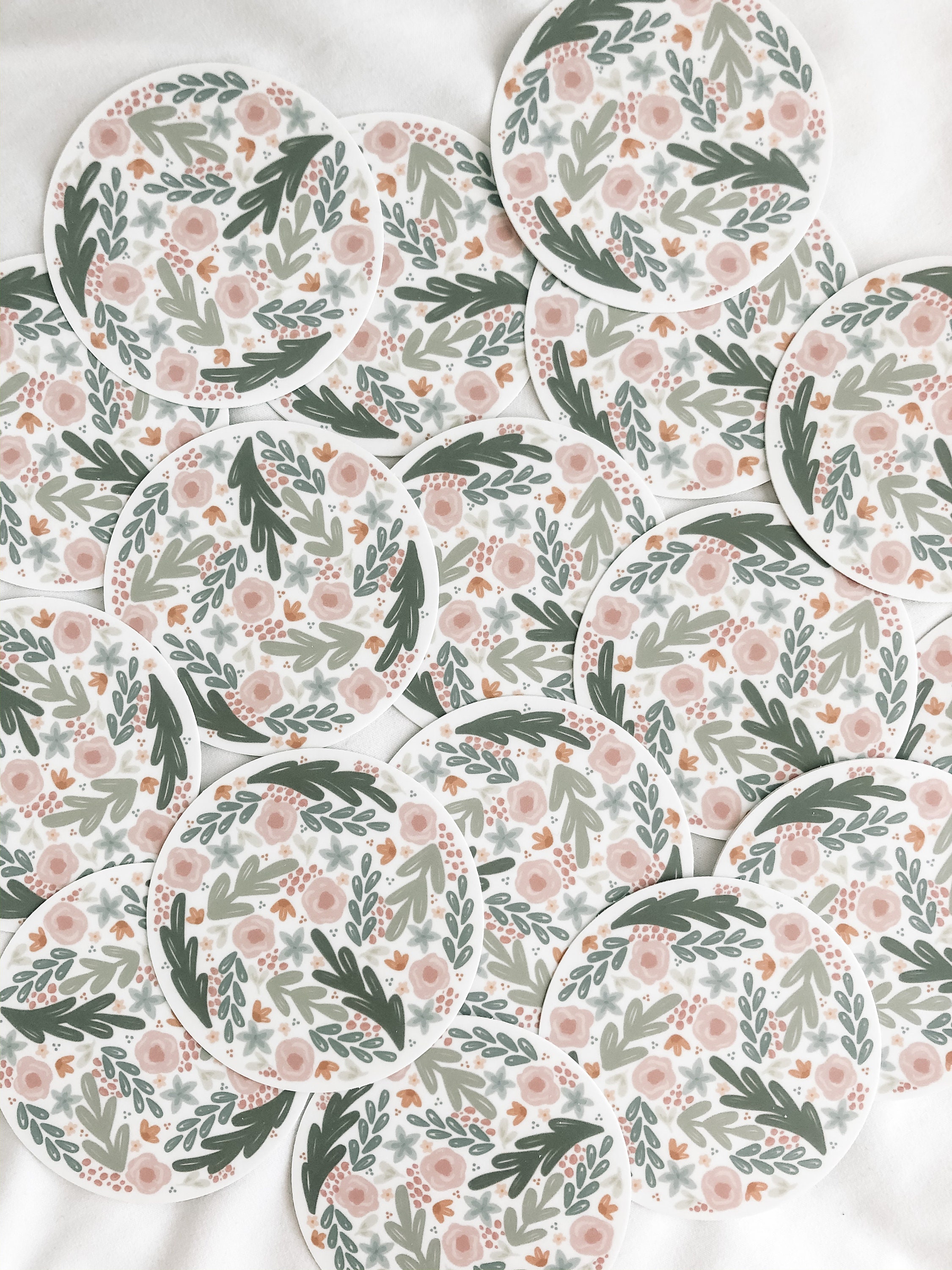 Round Floral Vinyl Sticker Water Bottle Stickers Laptop - Etsy