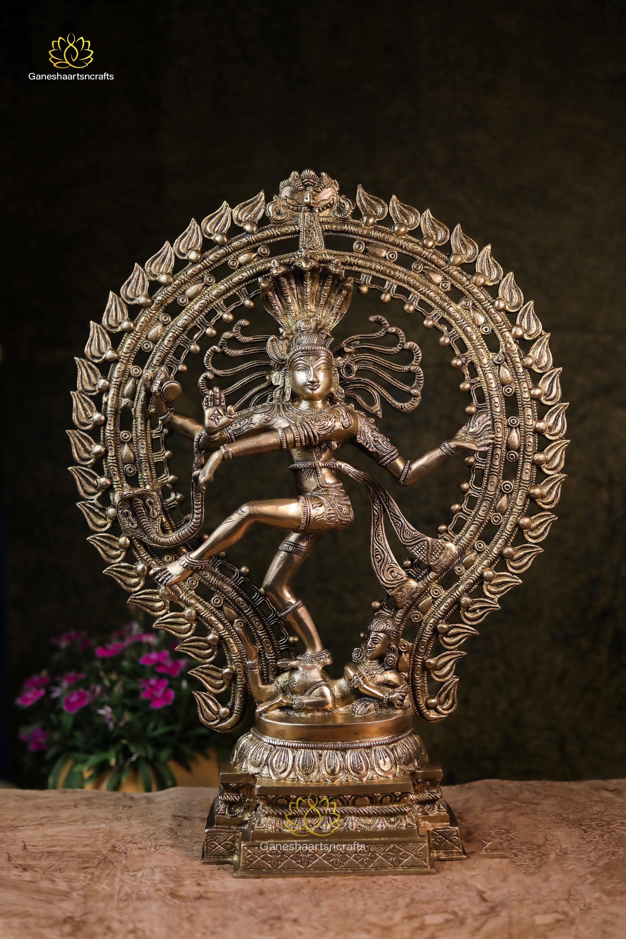 Simple Nataraja Statue