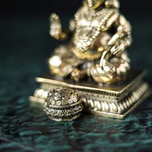 Kuber Idol | Lord Kuvera God | Kuberan | 12.5 Cmtall | God OF Wealth N ...