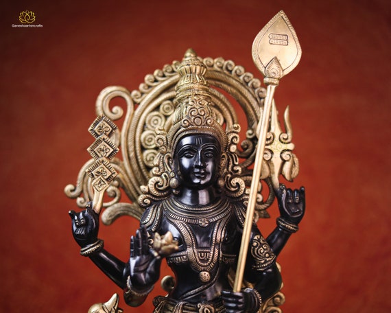 Lord muruga statue - ferfam