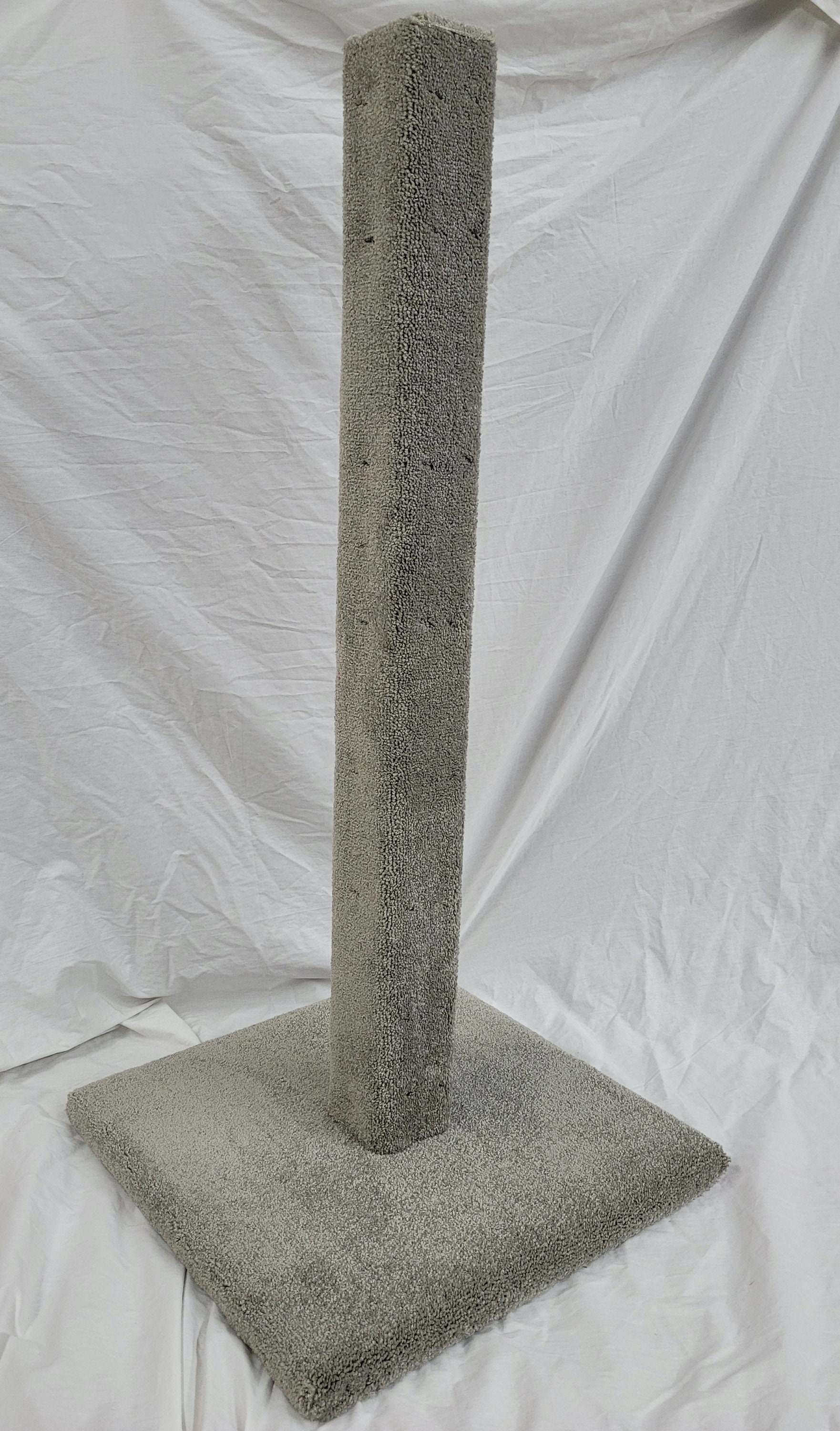 42 Tall Carpeted Cat Scratching Post. - Etsy