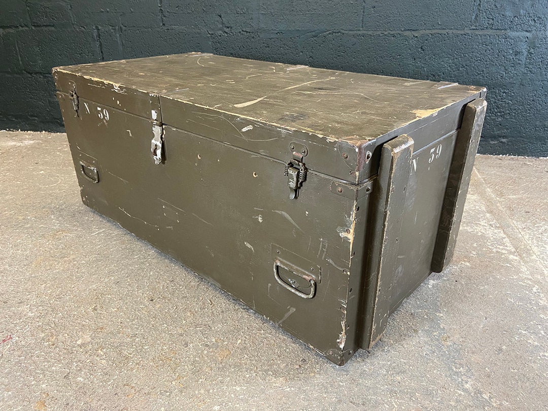Large Vintage Military Chest - Etsy