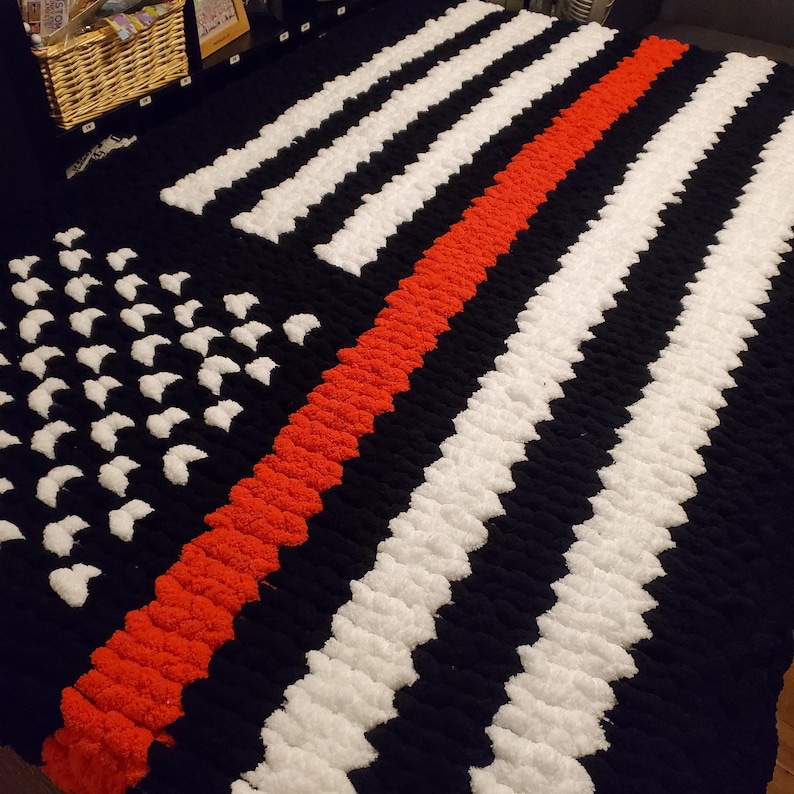 Chunky Hand Knitting PATTERN- Thin Line Flag - Etsy