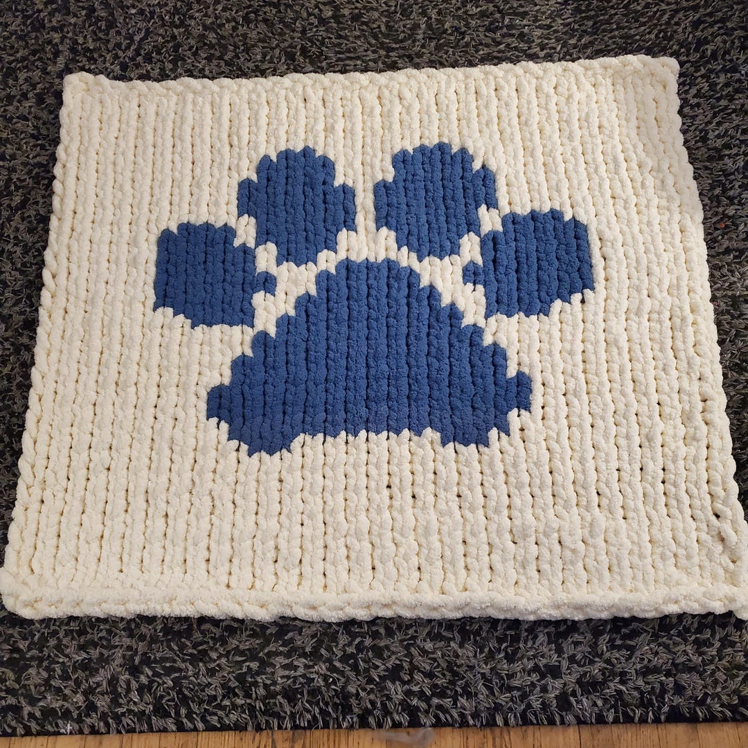 Chunky Hand Knitting PATTERN - Paw Print - Etsy