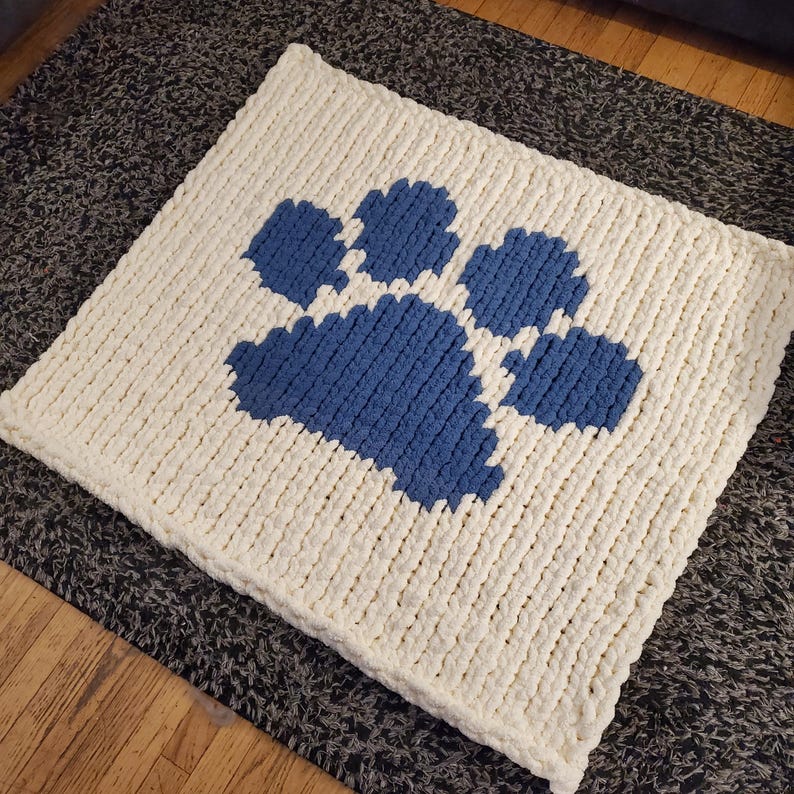 Chunky Hand Knitting PATTERN - Paw Print - Etsy
