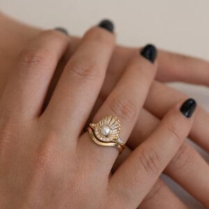Cluster Pearl Shell Ring, Art Deco Shell Ring , Vintage Pearl Baguette Ring, 18k Gold Pearl Ring ...