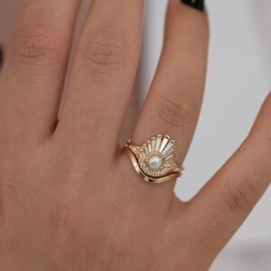 Cluster Pearl Shell Ring, Art Deco Shell Ring , Vintage Pearl Baguette Ring, 18k Gold Pearl Ring ...