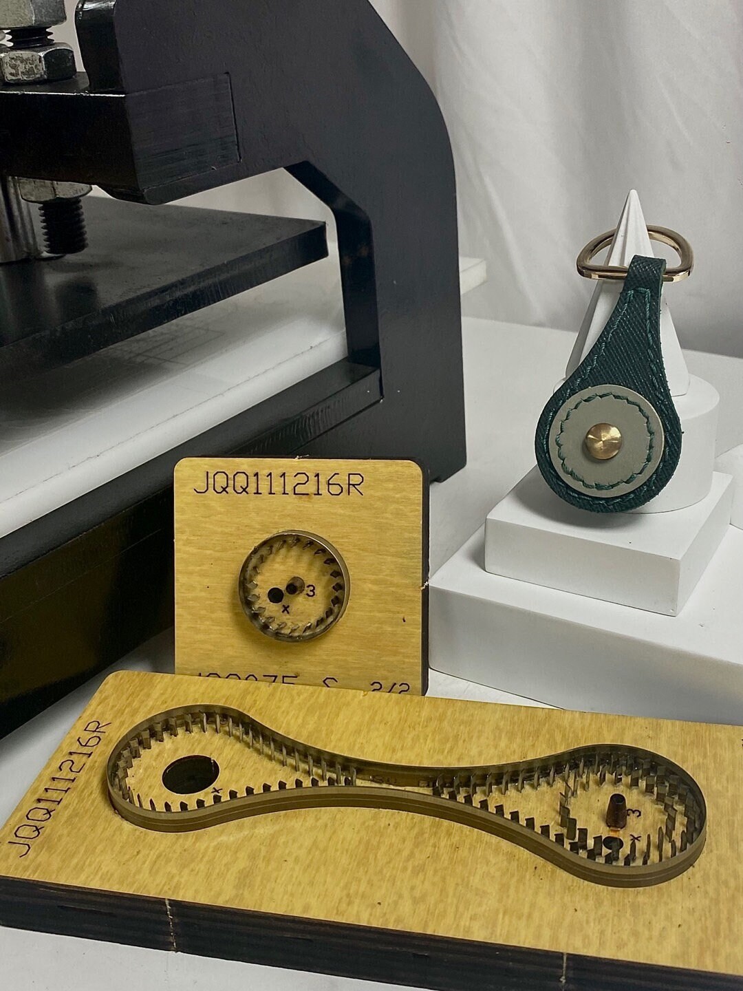 Keyfob Custom Leather Cutting Die Cut Mold,keychain Leather Punch Die ...