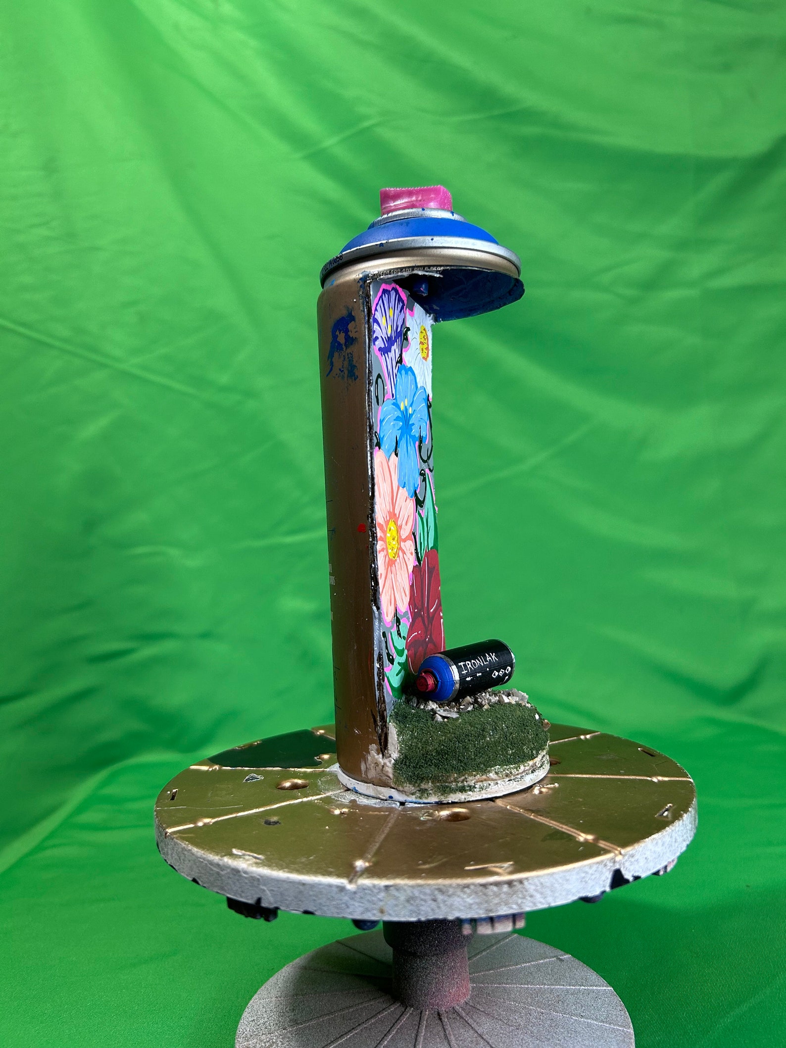 Spray Can Diorama Alley Way - Etsy