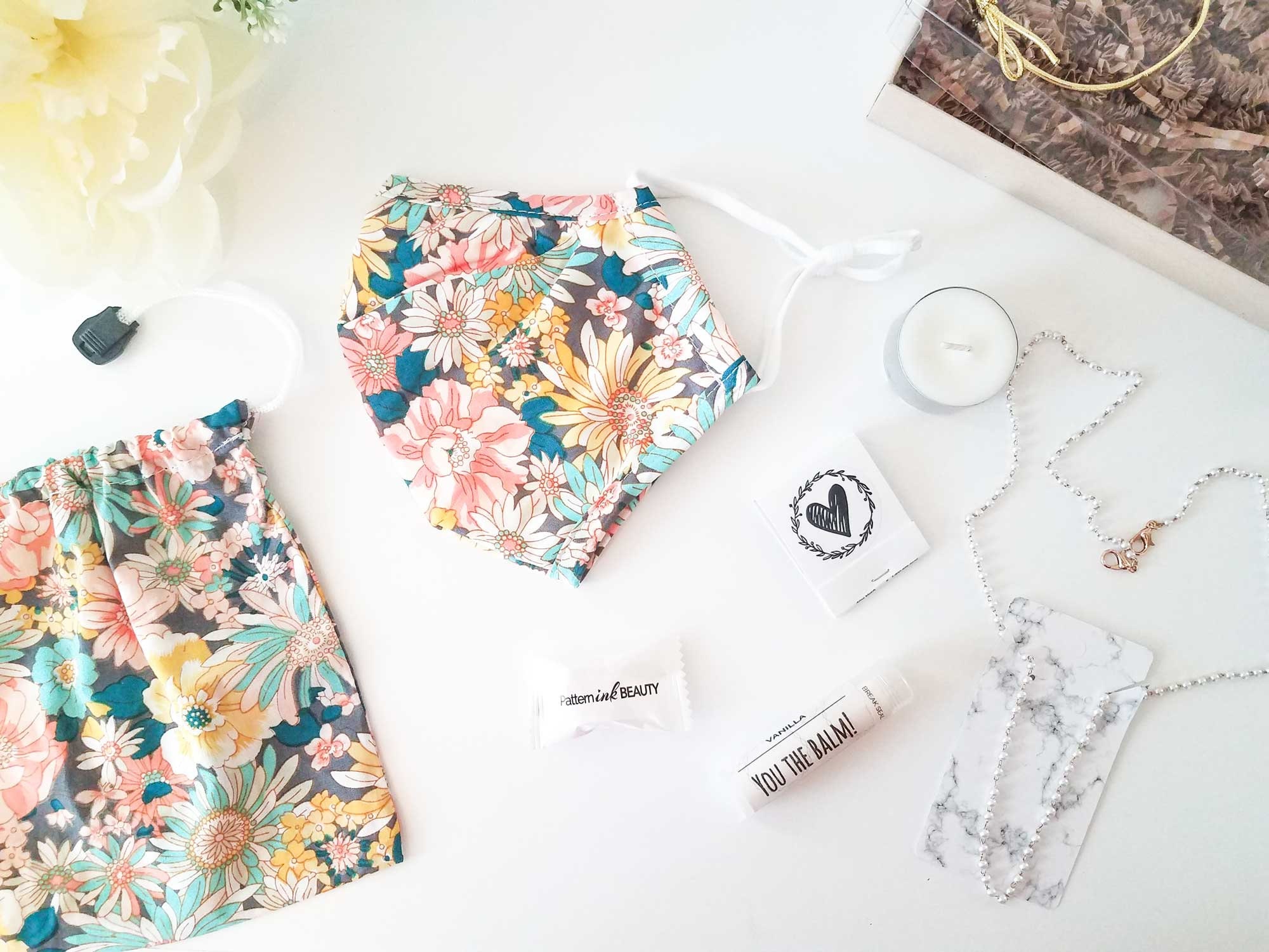 Mini Gift Set - Face Mask + Pouch, Lanyard - Gift for Her, Mother's Day ...