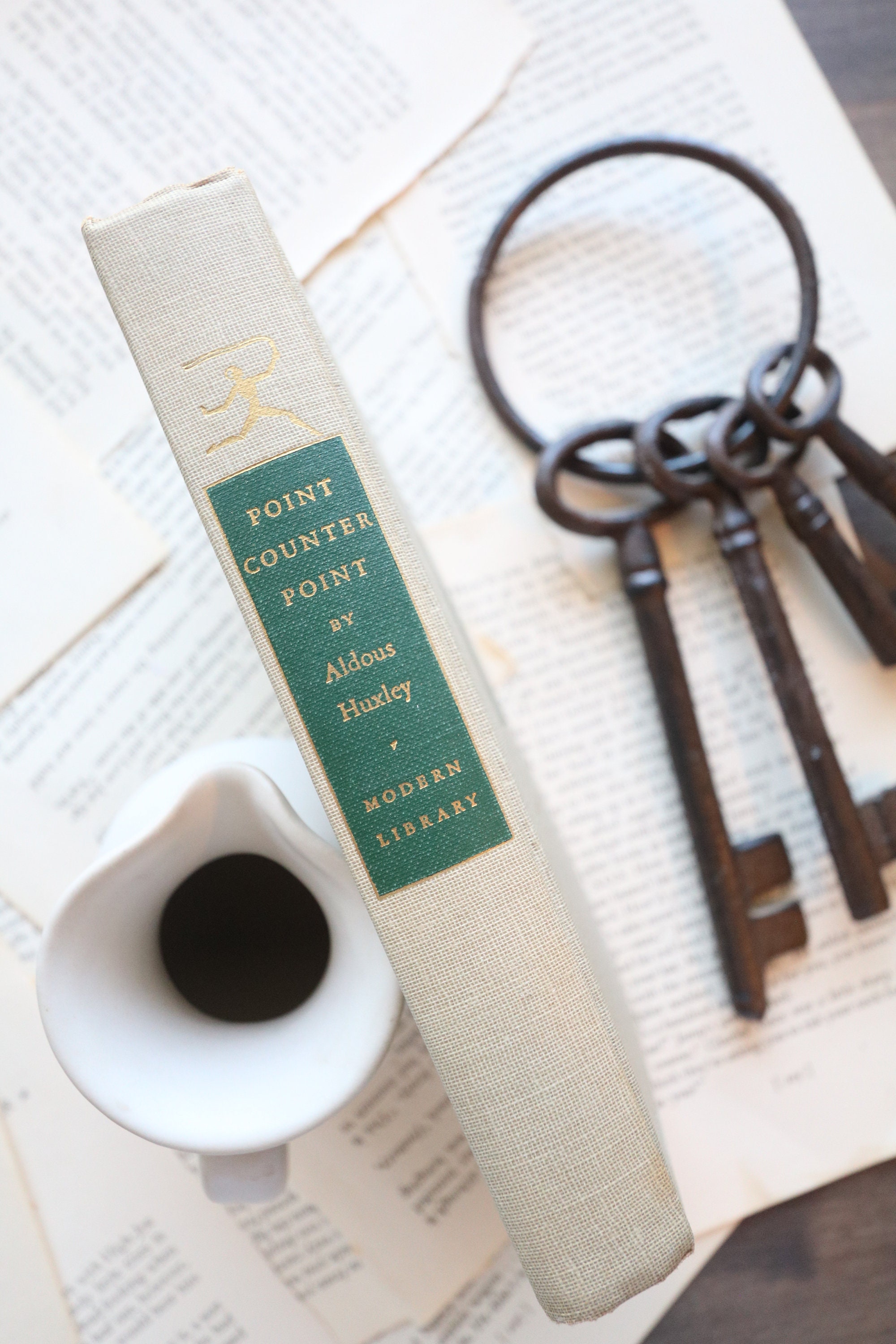 Vintage Modern Library - Point Counter Point by Aldous Huxley ...
