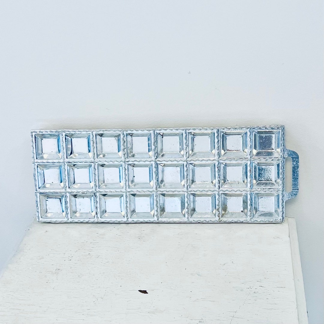 Vintage Raviolamp 24 Mini Ravioli Press Maker Mold Italy Metal Silver ...